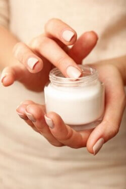 How to Choose a Moisturizer: The Science | Lab Muffin Beauty Science