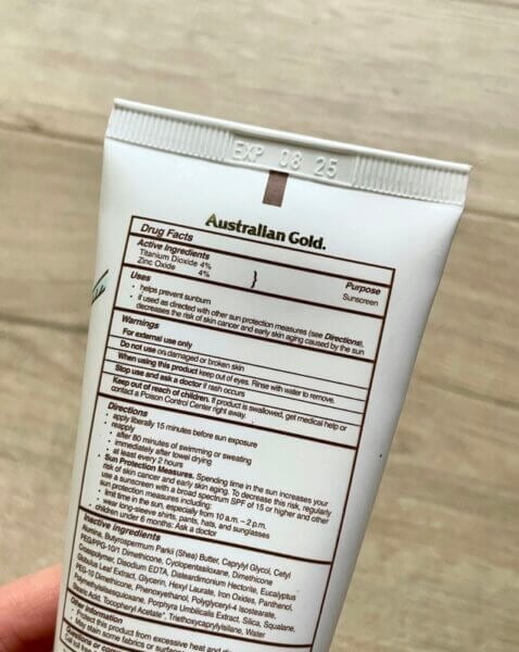 Blue Lizard and “Australian” Gold mineral sunscreen reviews | Lab ...